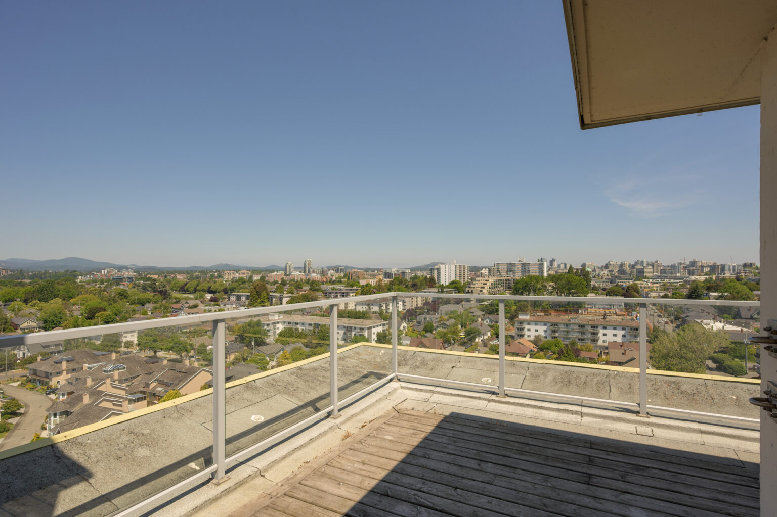 450 Dallas Road | Apartments in Victoria | Devon Properties