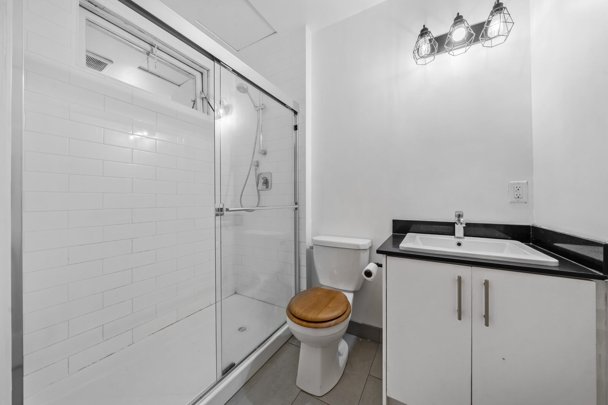 1606 Nelson Street | Apartments in Vancouver | Devon Properties