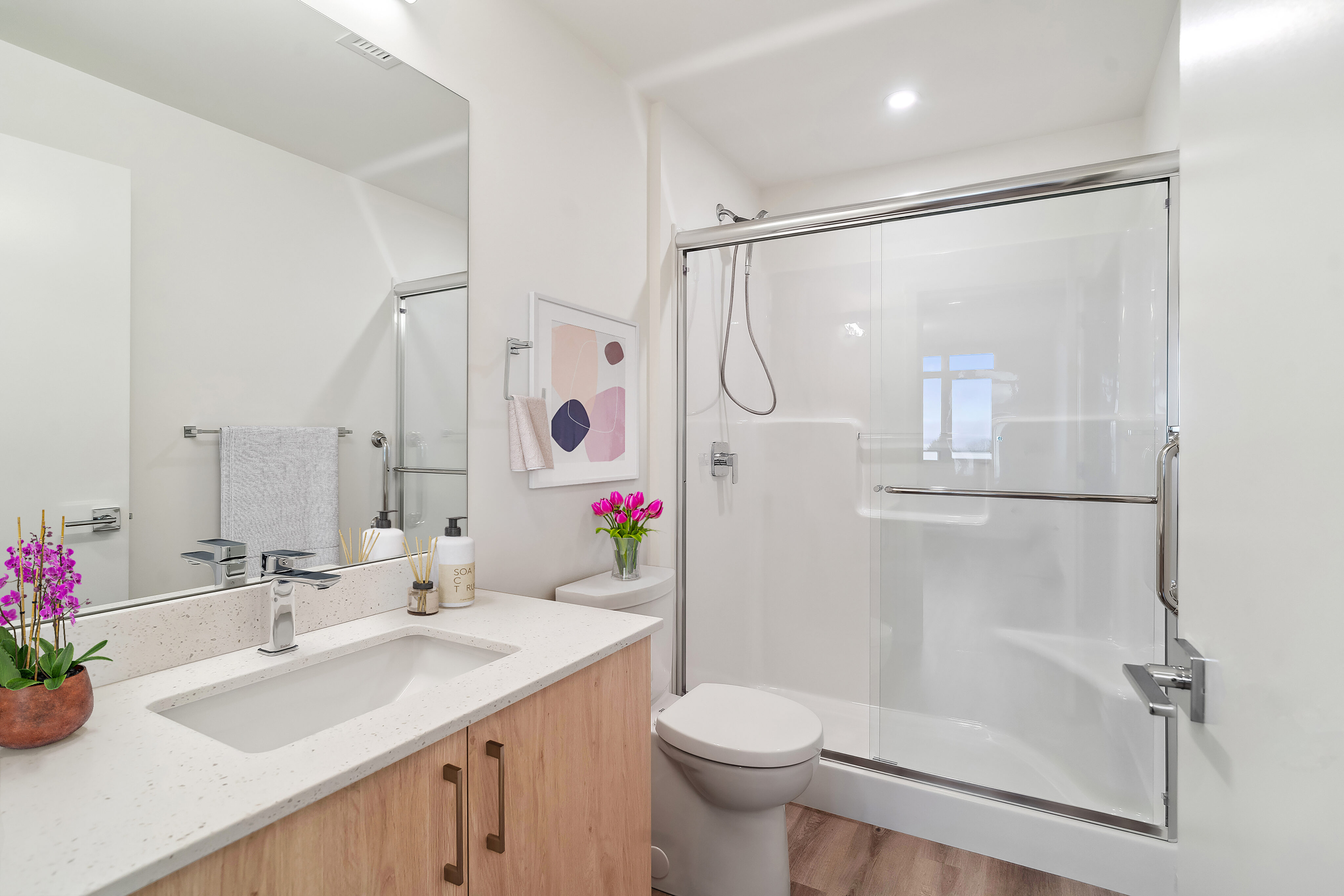 West Wave Apartments | Apartments in Parksville | Devon Properties