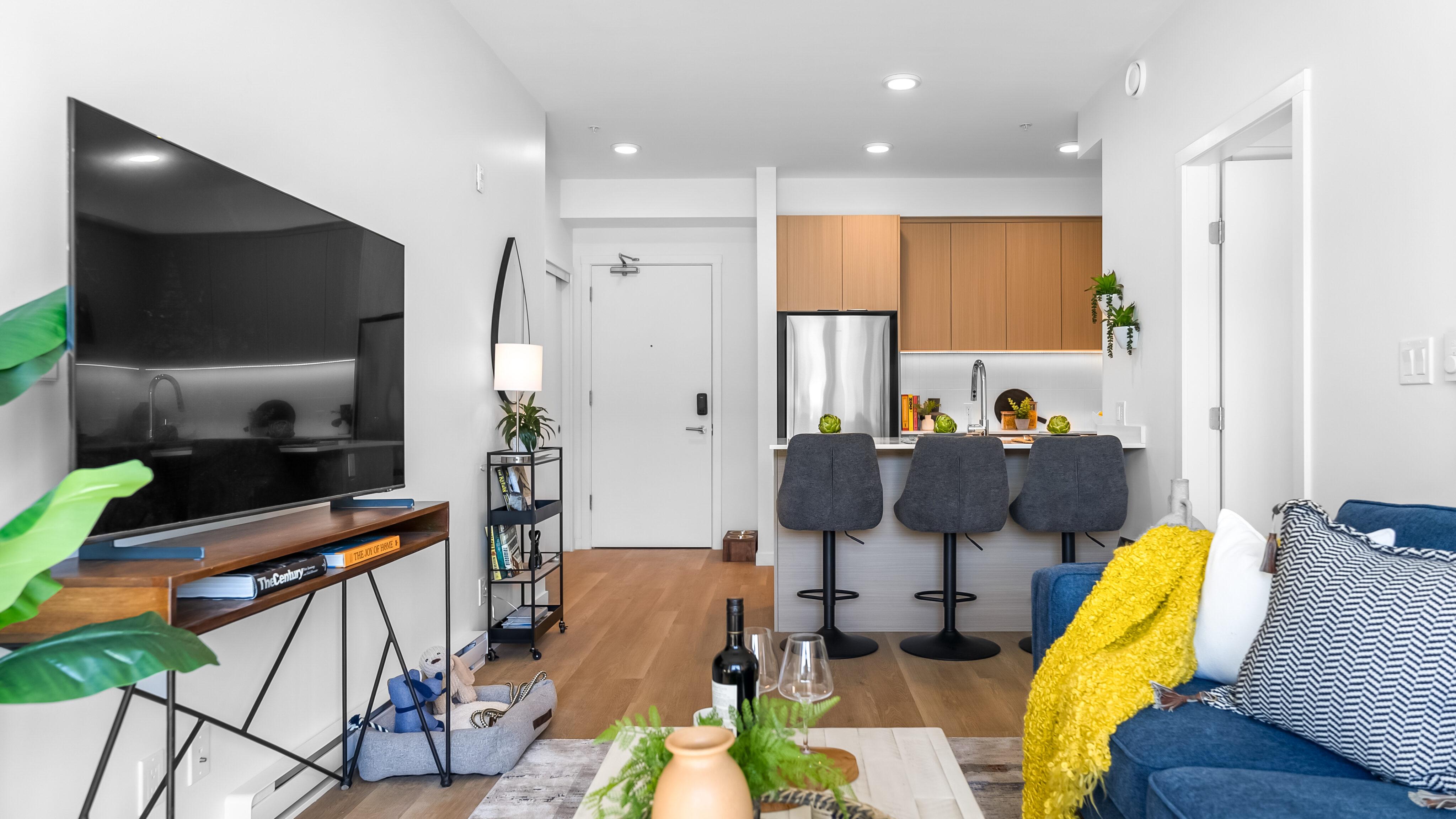 The Gateway | Apartments in Victoria | Devon Properties